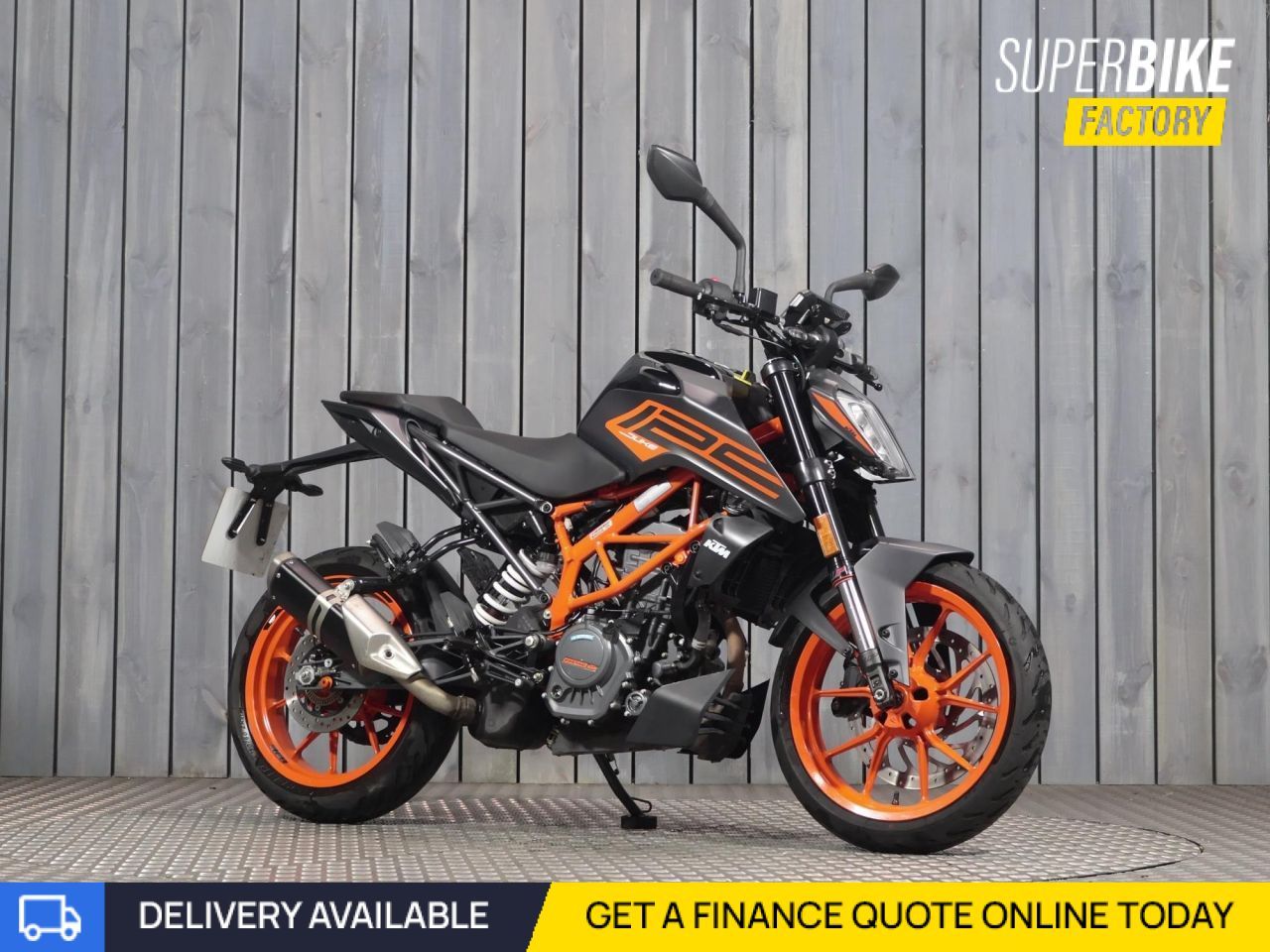 2023 KTM 125 DUKE - 2899 miles | Superbike Factory