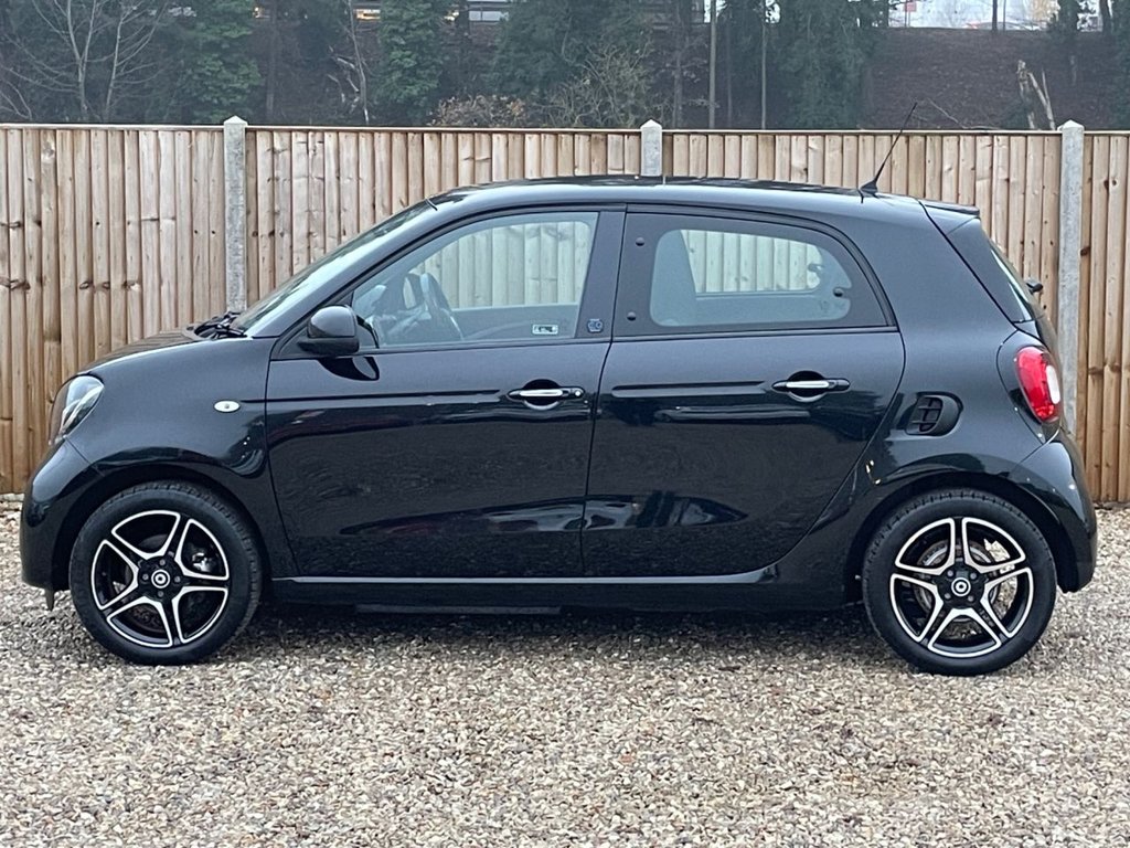 Smart Forfour 17.6kwh Pulse Premium Hatchback 5dr Electric Auto (22kw ...
