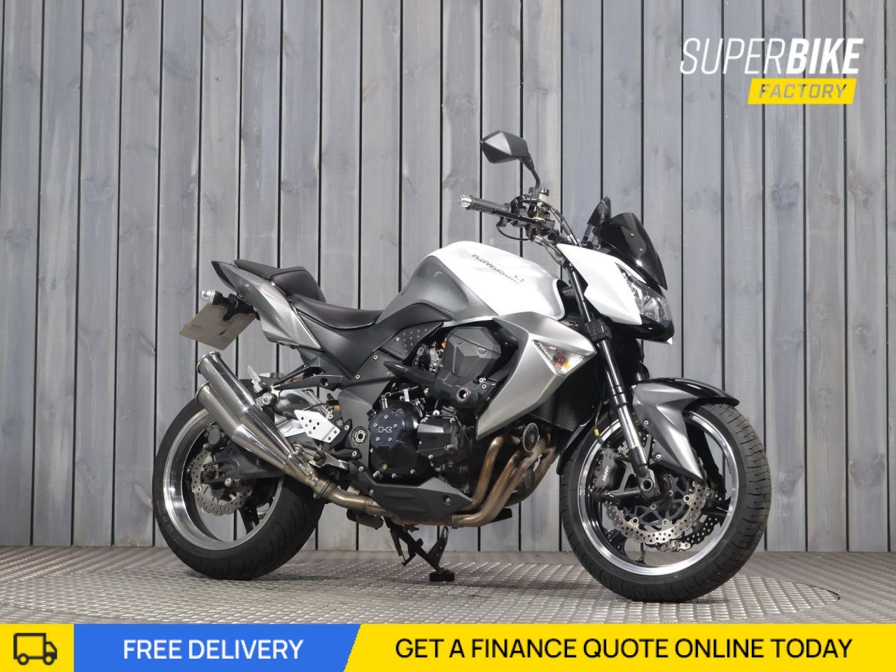 2009 KAWASAKI Z1000 WHITE with 18221 miles - Used Motorbikes Dealer ...