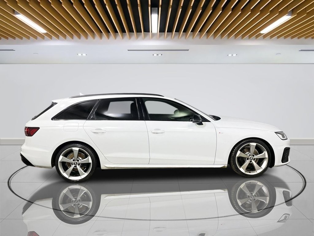 2020 Audi A4 Avant Black Edition 21 295