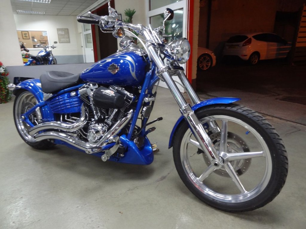 Harley-Davidson Fxcwc Rocker C 1690cc Stage 2 , Only 4000 Miles
