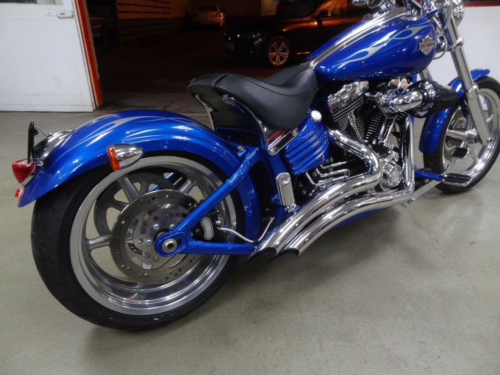 Harley-Davidson Fxcwc Rocker C 1690cc Stage 2 , Only 4000 Miles