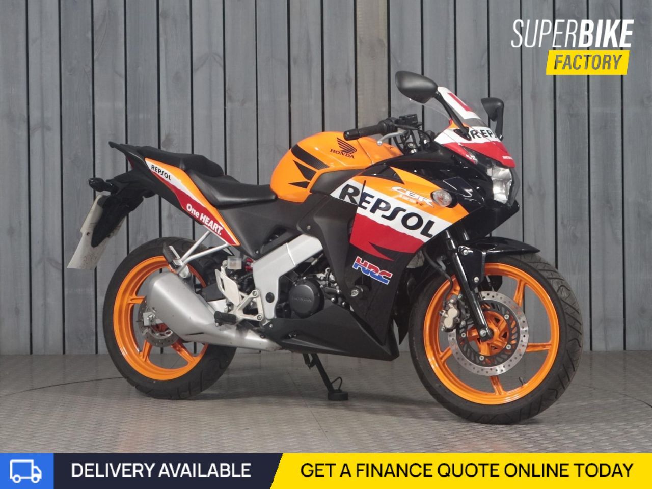 2013 HONDA CBR125R - 5703 miles | Superbike Factory