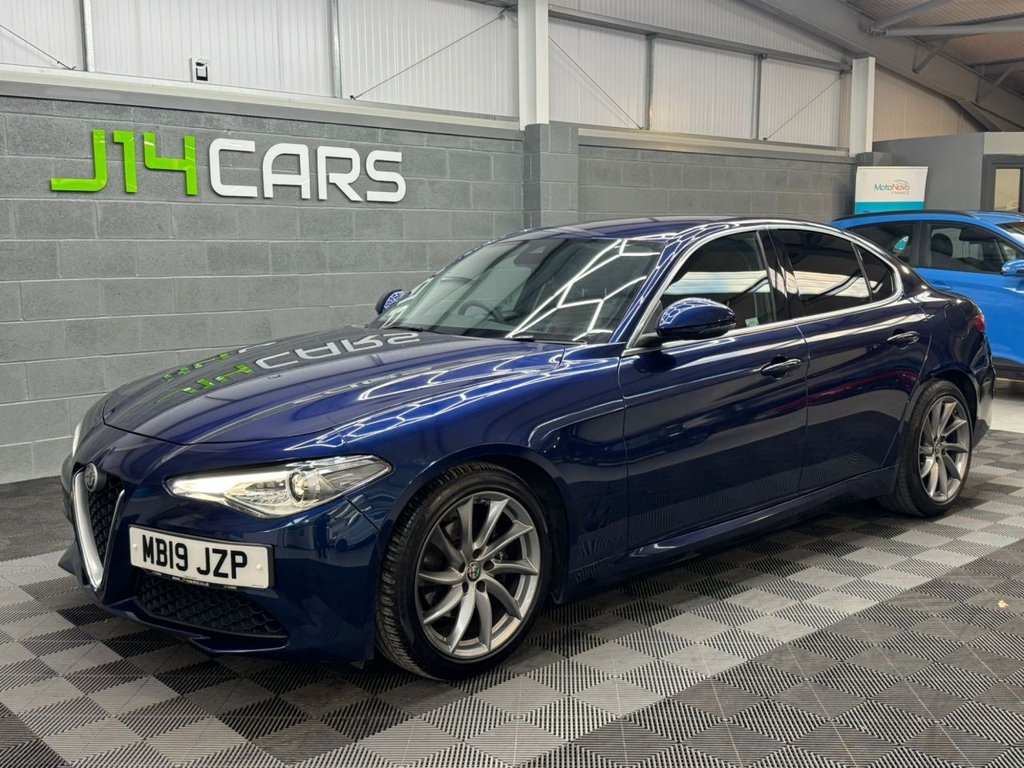 Alfa Romeo Giulia 2.2 TD Super Saloon 4dr Diesel Auto Euro 6 (s/S) (180 Ps)