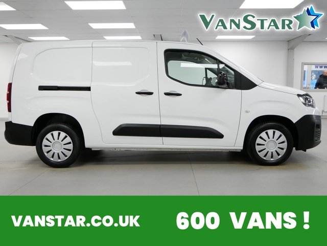 Used vans for sale. Leeds & Yorkshire van Dealer | VanStar