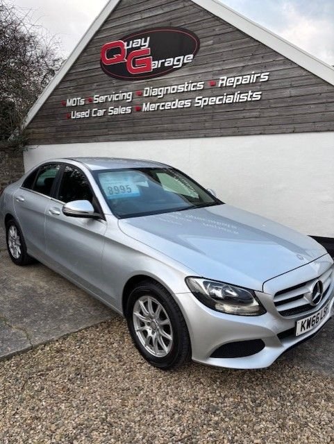 Mercedes-Benz C Class 2.1 C220d SE Saloon 4dr Diesel G-Tronic+ Euro 6 (s/S) (170 Ps)