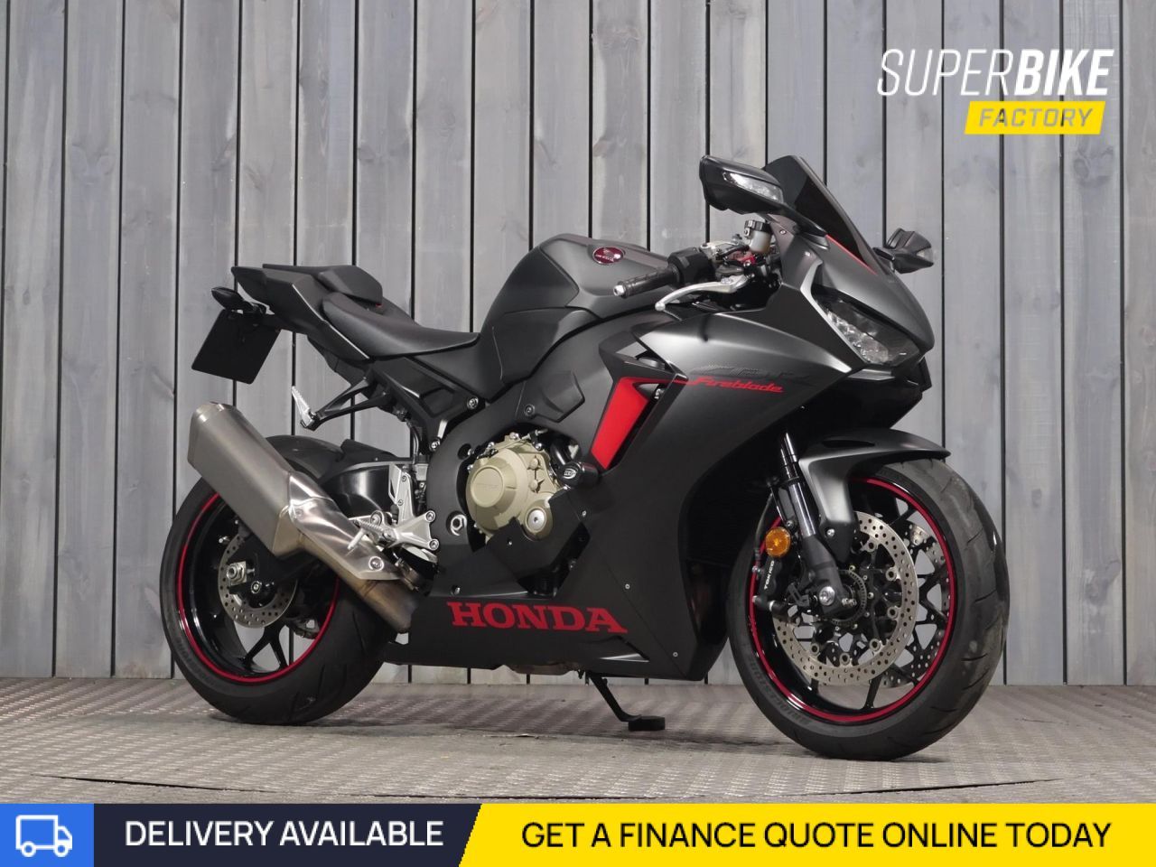 2017 HONDA CBR1000RR FIREBLADE - 3514 miles | Superbike Factory