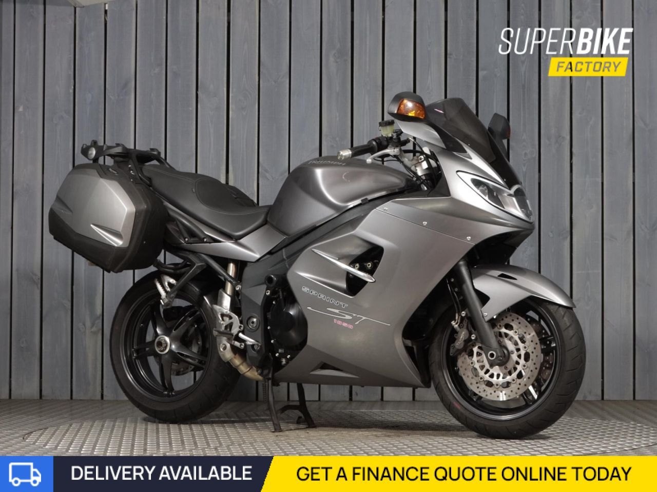 2009 TRIUMPH SPRINT ST 1050 - 23553 miles | Superbike Factory