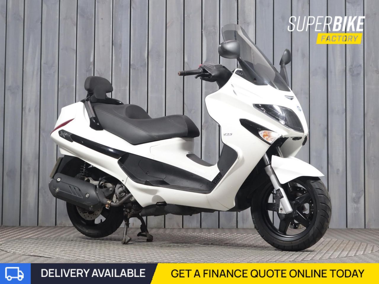 2014 PIAGGIO XEVO 125 - 7200 miles | Superbike Factory