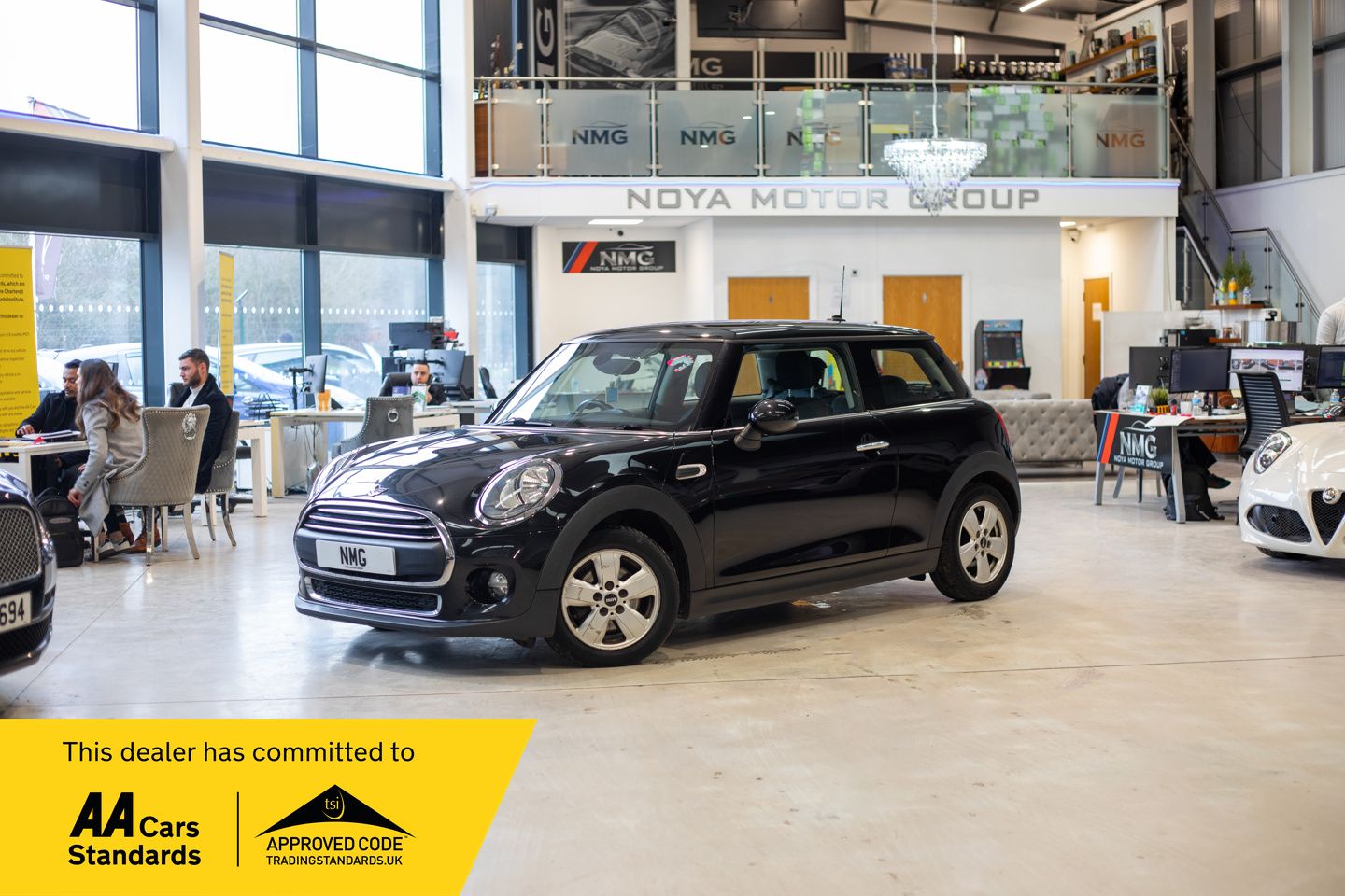 2014 MINI Hatch One D £4,949