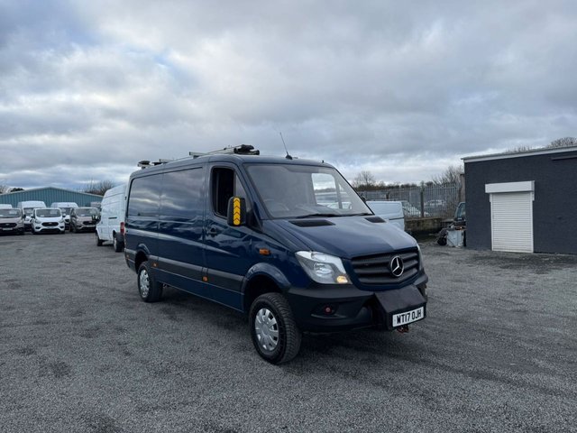Used vans for sale. Kirkcaldy & Scotland van Dealer | Woodlands Van Centre