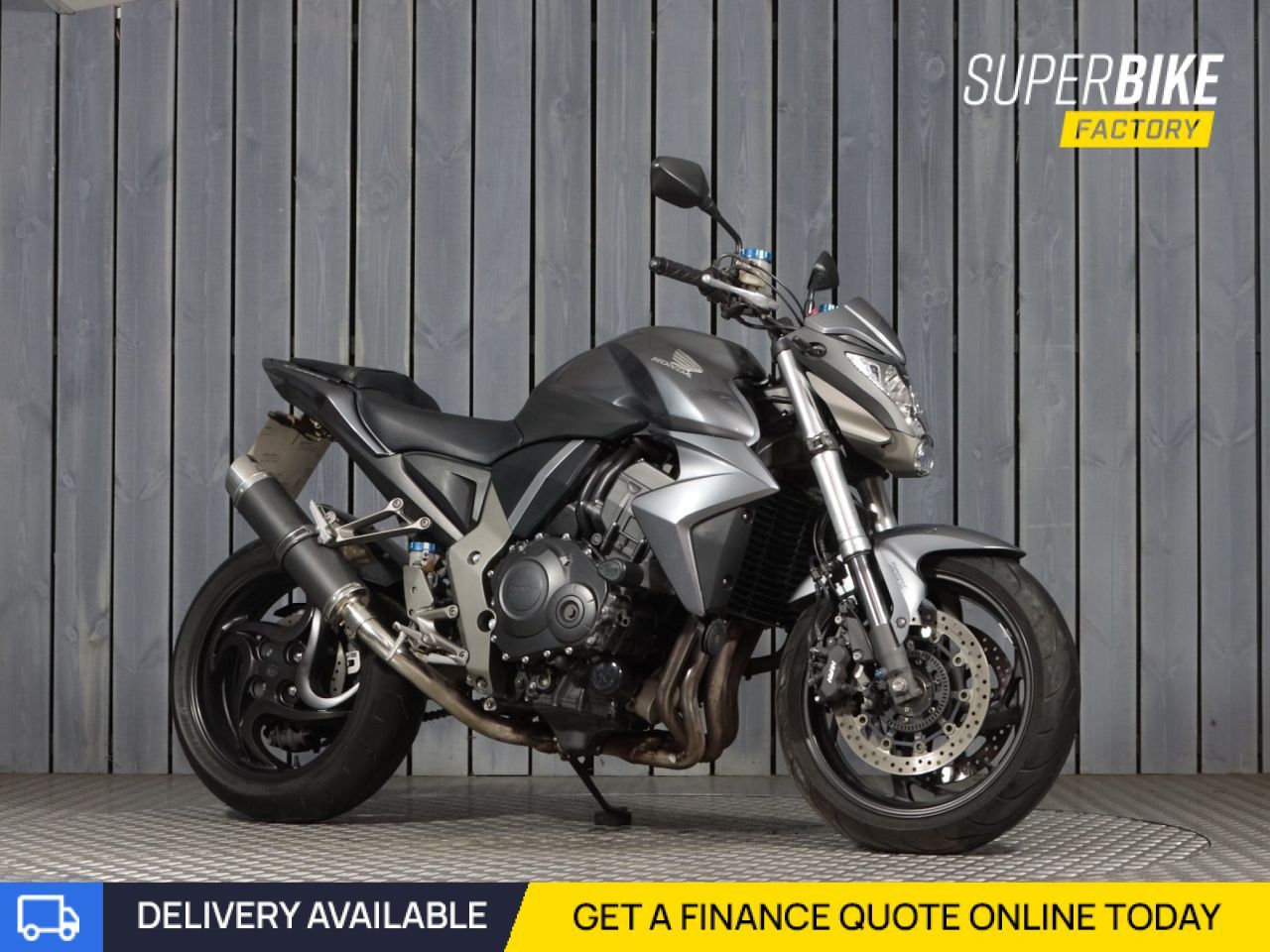 2011 HONDA CB1000R - 8500 miles | Superbike Factory