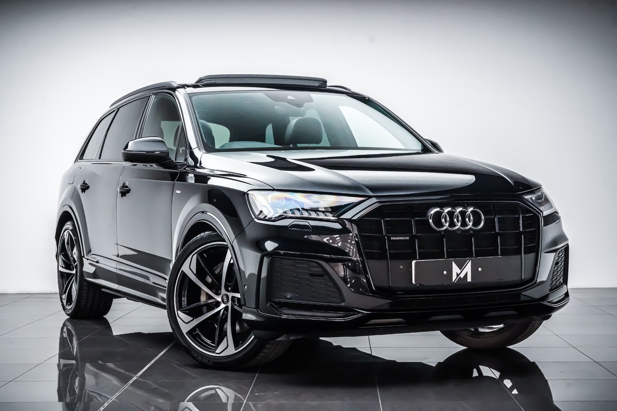 2021 Audi Q7 Black Edition £46,895