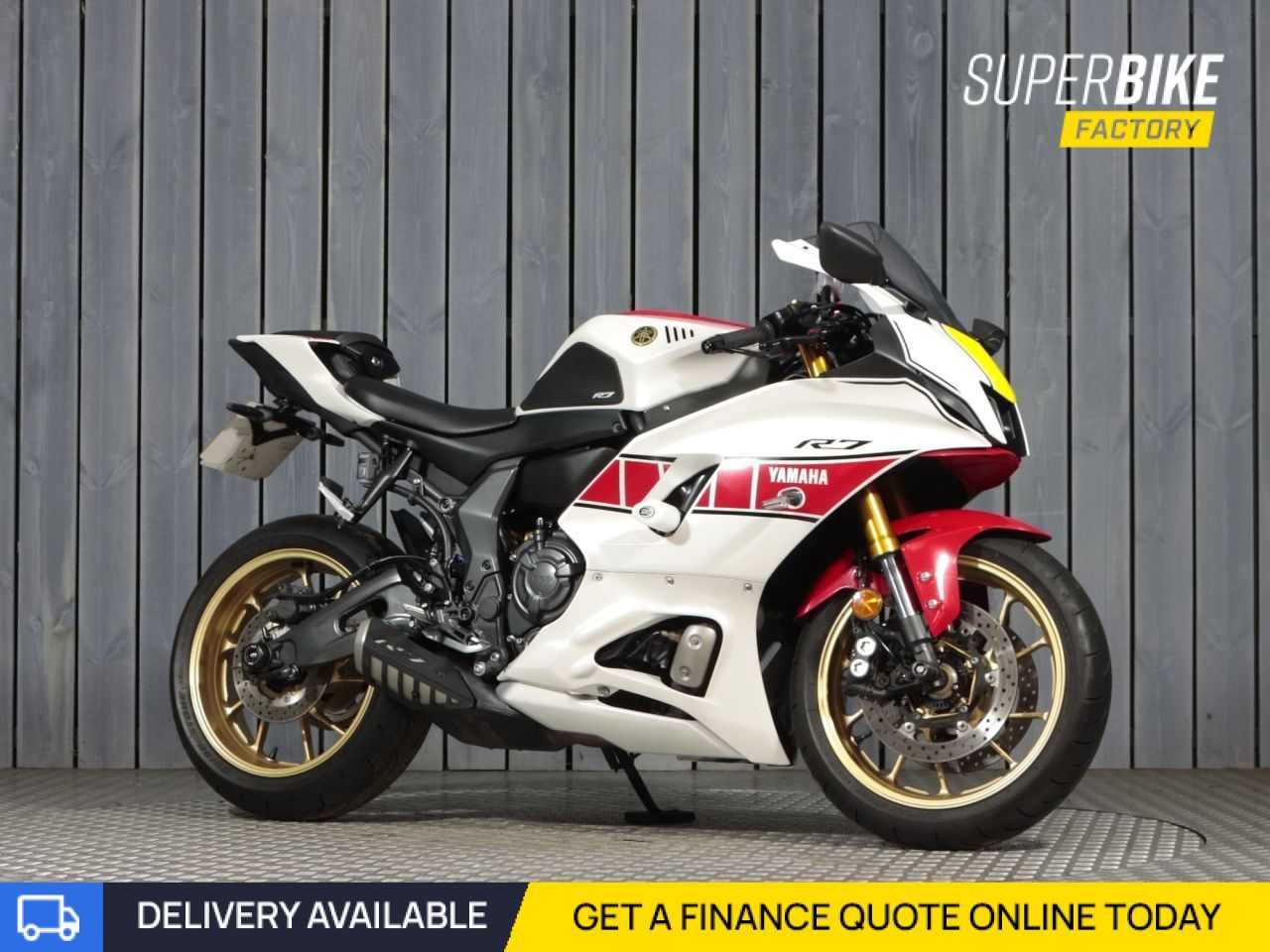 2022 YAMAHA R7 - 5958 miles | Superbike Factory