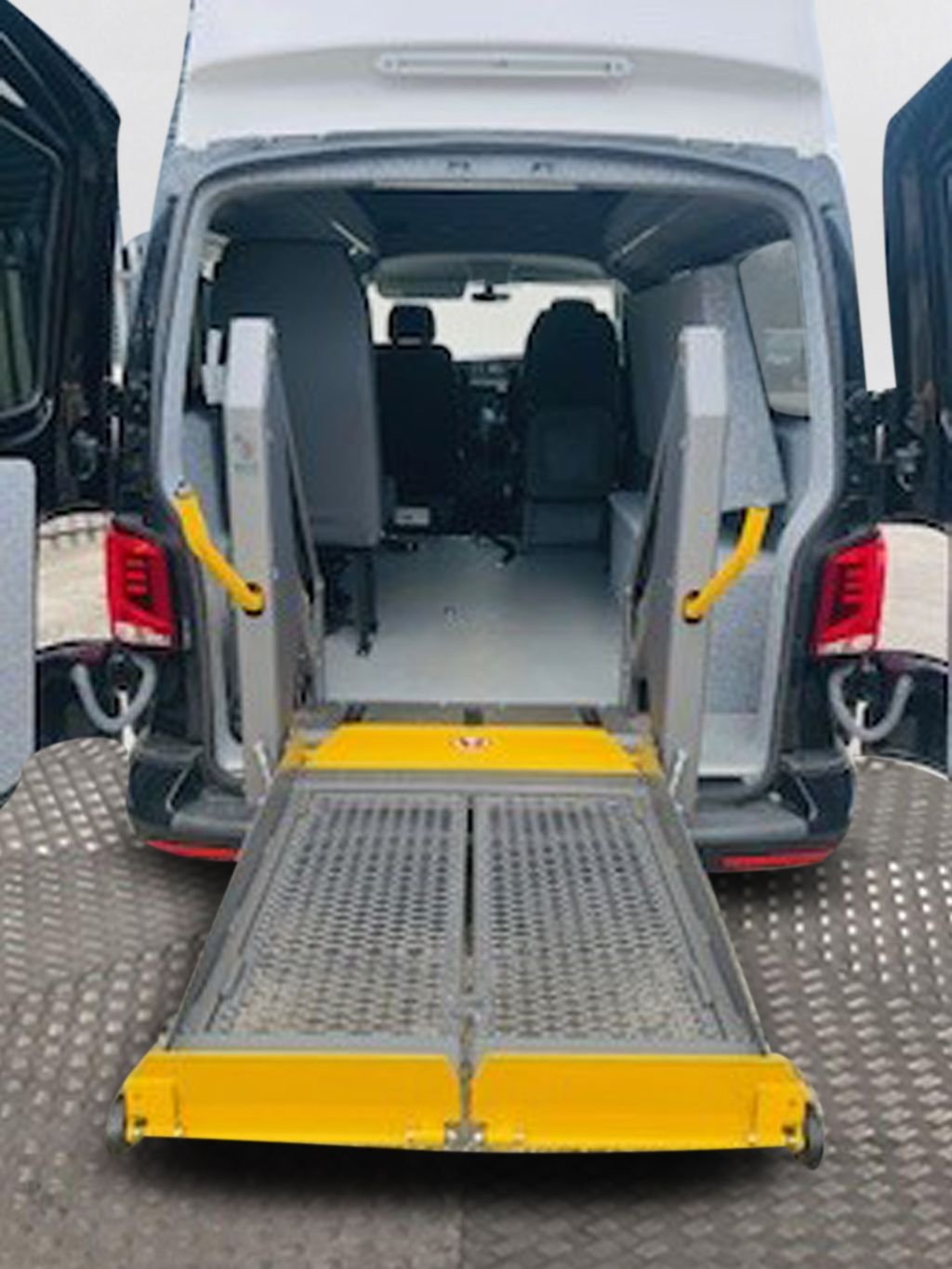 Volkswagen Transporter Volkswagen Transporter Day Van, Wheelchair ...