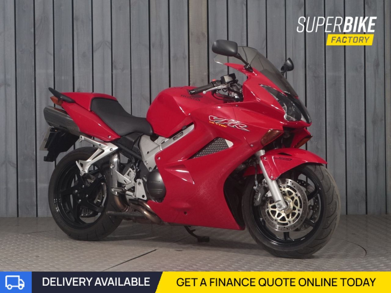 2006 HONDA VFR800 RED with 11220 miles - Used Motorbikes Dealer: Cheshire & Donington Park: The ...