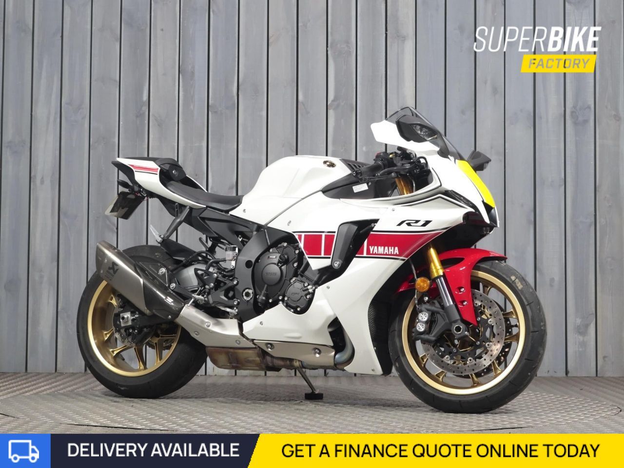 2024 YAMAHA R1 WHITE with 1405 miles - Used Motorbikes Dealer: Cheshire ...