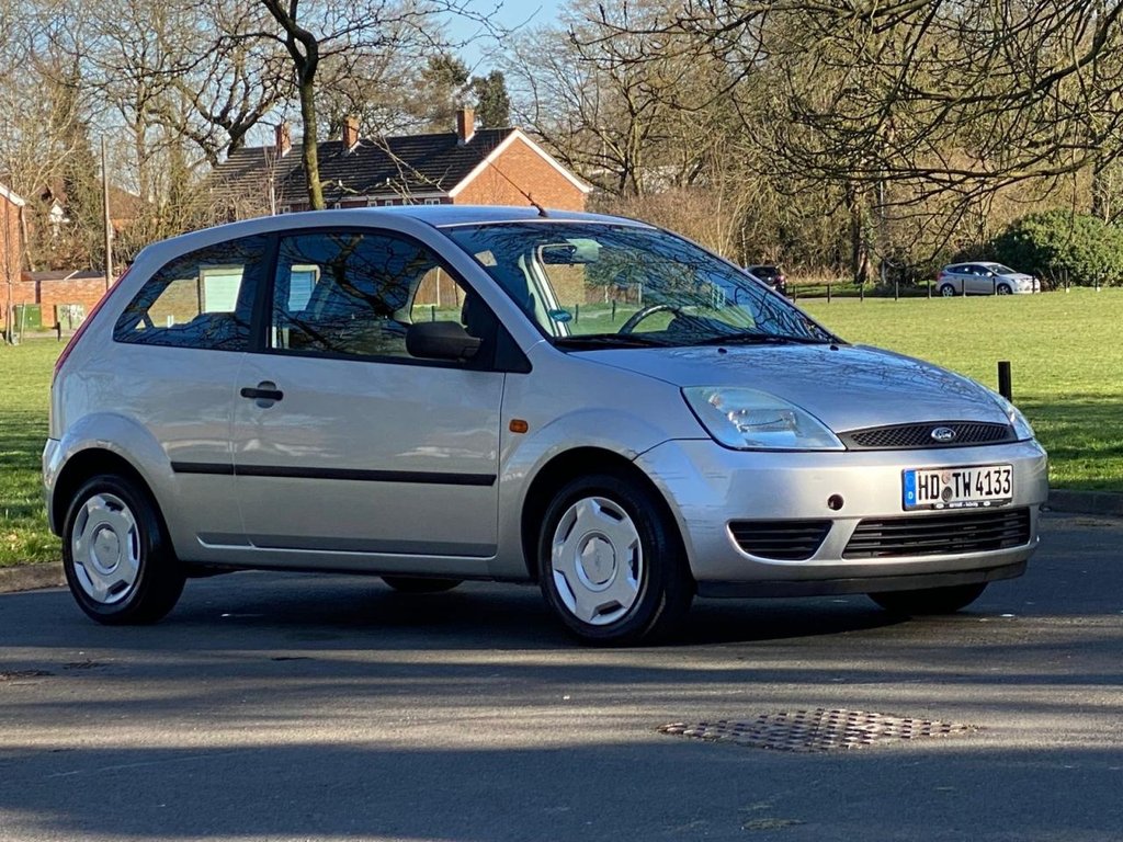 2005 Ford Fiesta LX 16v £3,450