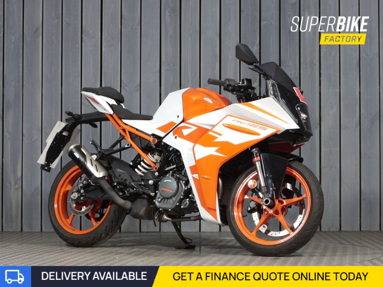 2023 KTM RC 125 WHITE with 56 miles - Used Motorbikes Dealer: Cheshire ...