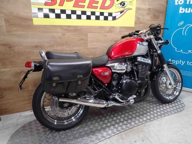 1999 Triumph Legend TT £3,995