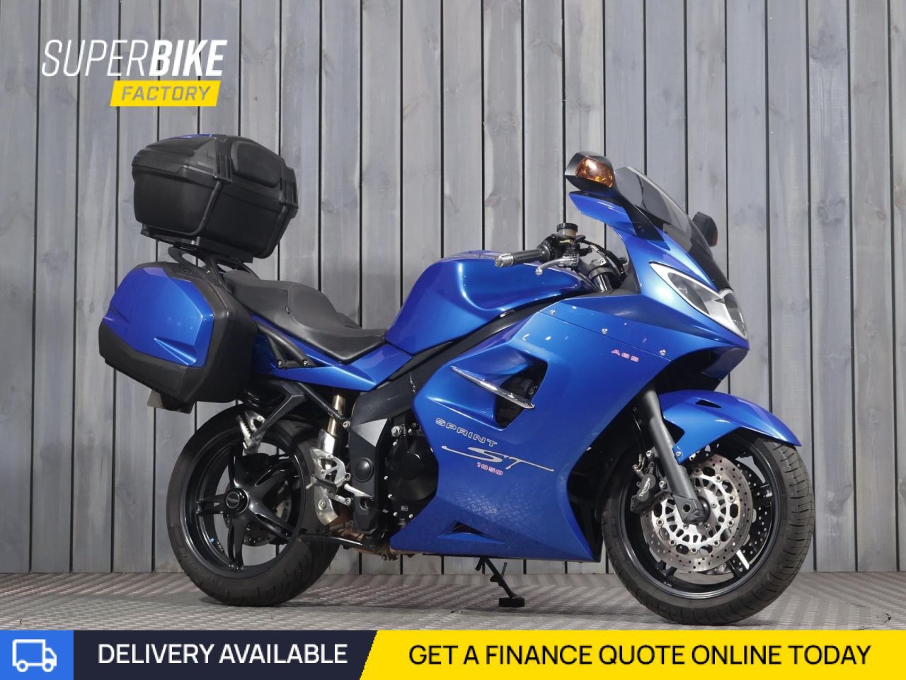2007 TRIUMPH SPRINT ST 1050 - 20442 miles | Superbike Factory