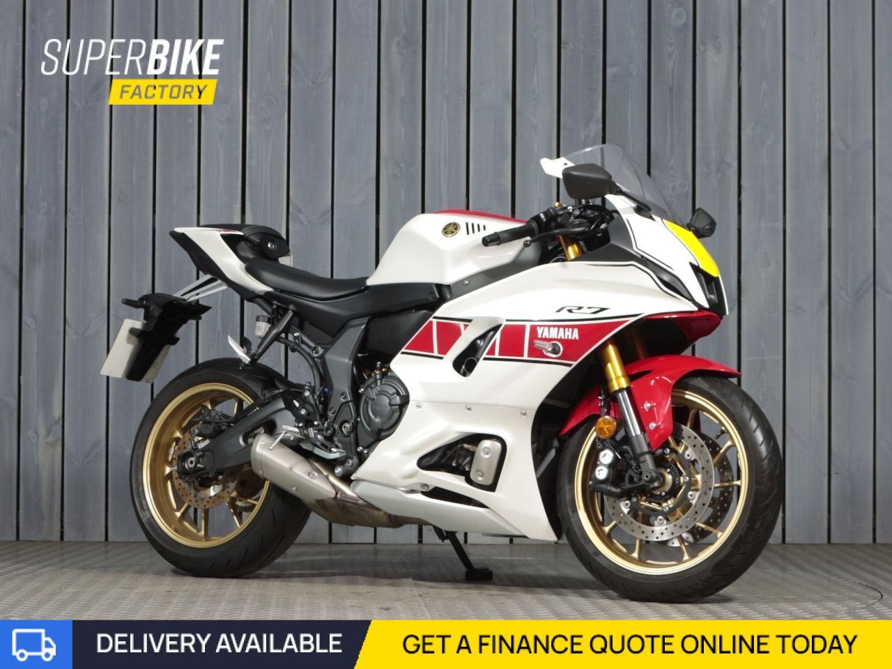 2022 YAMAHA R7 - 1189 miles | Superbike Factory
