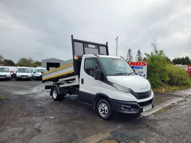 Used vans for sale. Kirkcaldy & Scotland van Dealer | Woodlands Van Centre