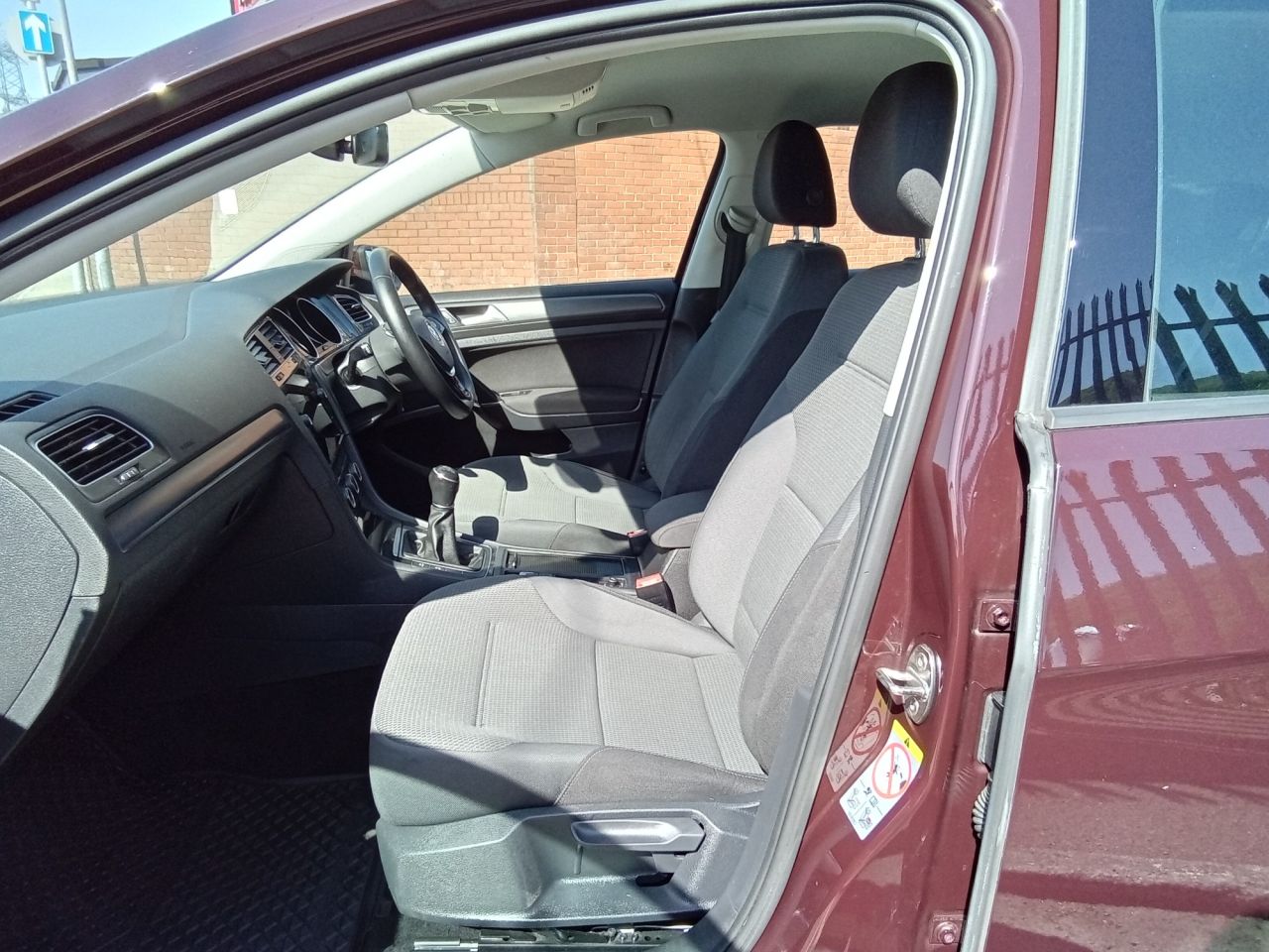 2018 18 VOLKSWAGEN GOLF 1.6 TDI SE Nav Hatchback 5dr Diesel Manual Euro ...