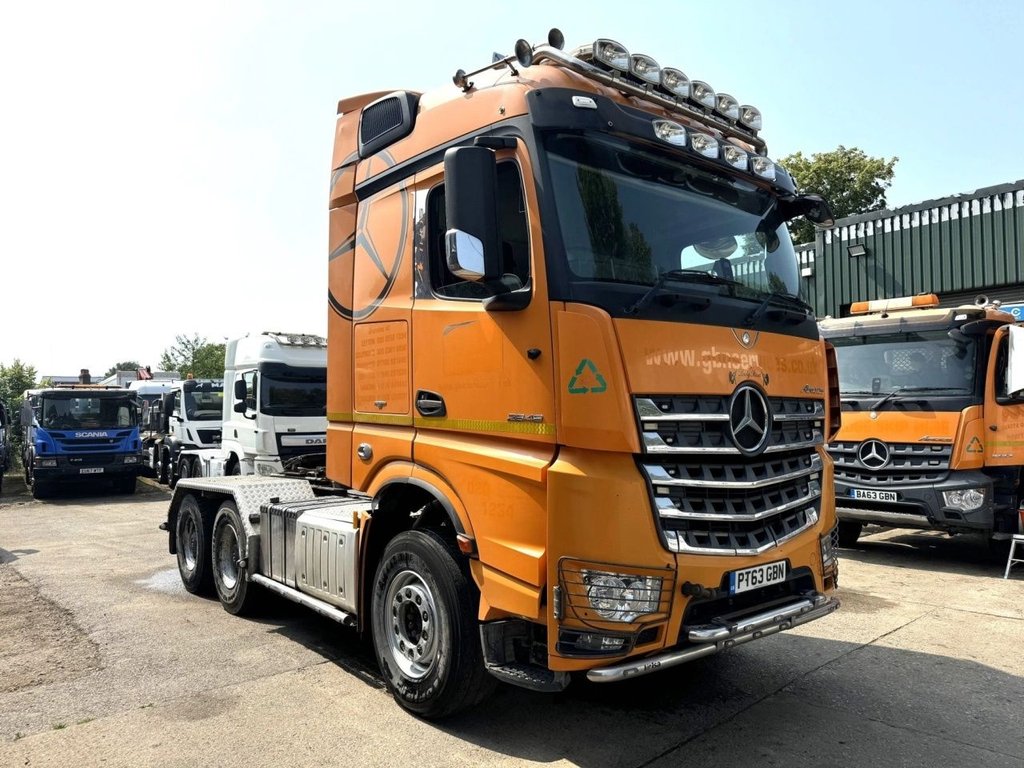 Mercedes-Benz Arocs 2013 Mercedes Arocs 2648 6x4 Tractor Unit