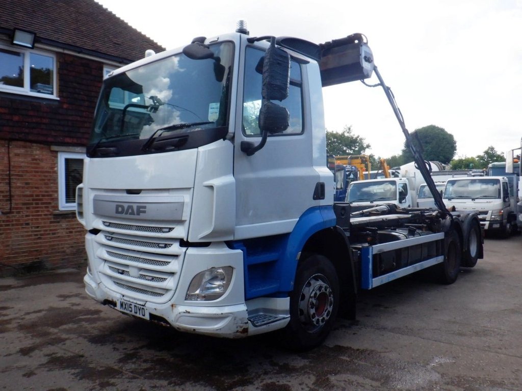 Daf CF 2015 Daf Cf-410 6x2 Hook Loader - (draw Bar Spec.)