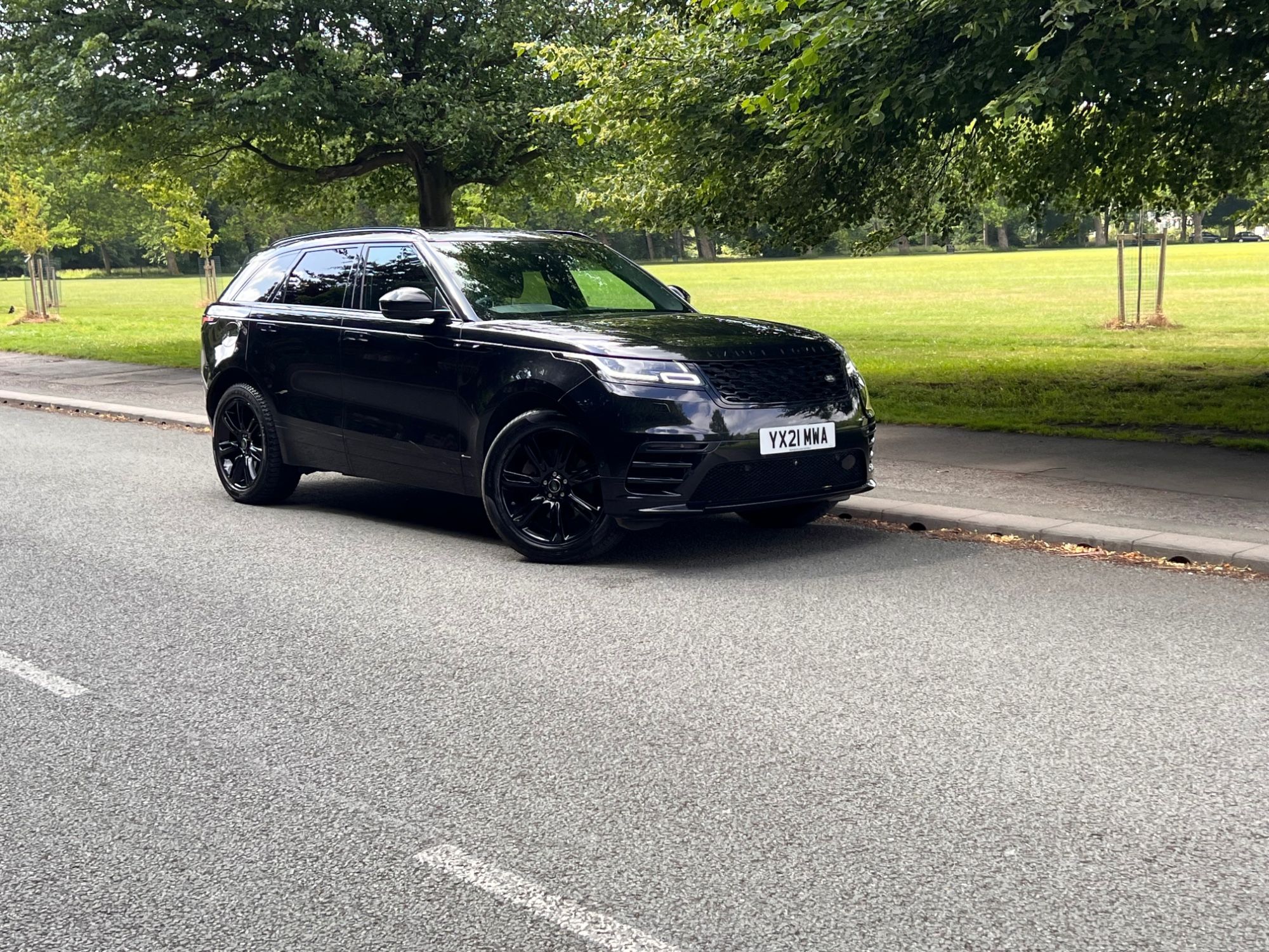 Land Rover Range Rover Velar 2.0 D200 Mhev Edition Suv 5dr Diesel Auto ...