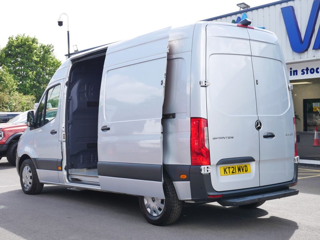 Mercedes-Benz Sprinter 314 2.1 CDI 141 BHP L2 Medium Premium