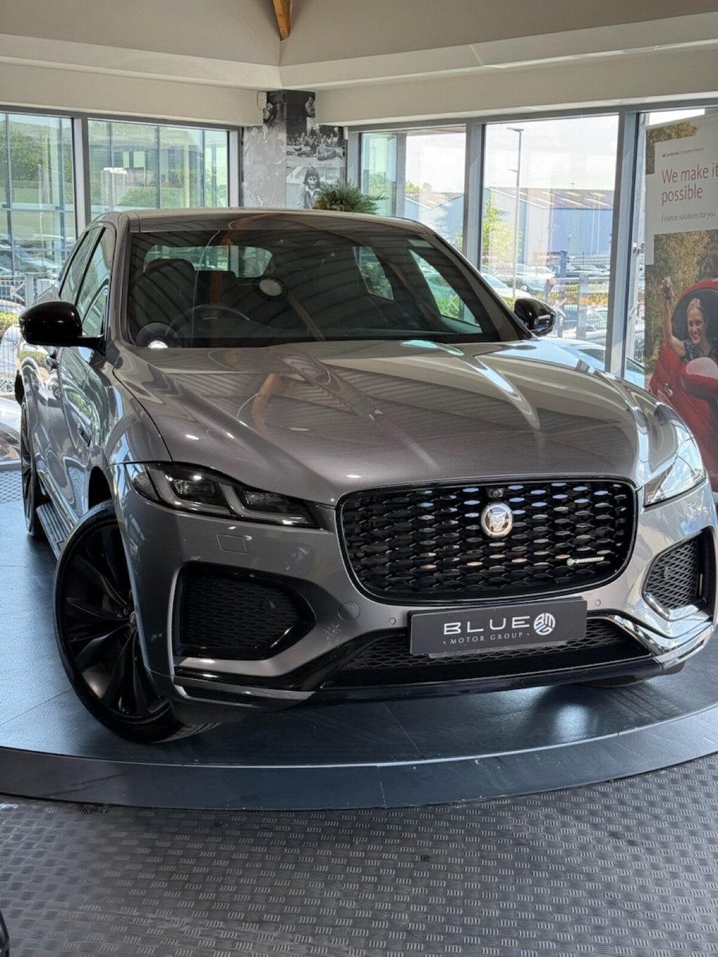 Jaguar F-Pace 2.0 D200 Mhev R-Dynamic SE Suv 5dr Diesel Auto Awd Euro 6 ...