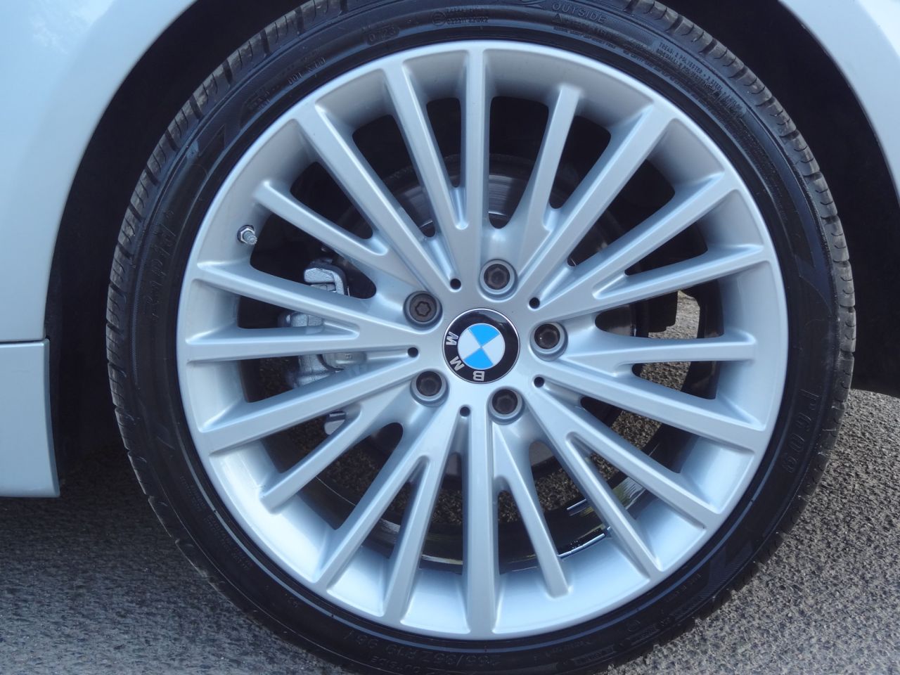 BMW 4 Series 2.0 420d Luxury Coupe 2dr Diesel Auto Euro 6 (s/S) (184 Ps ...