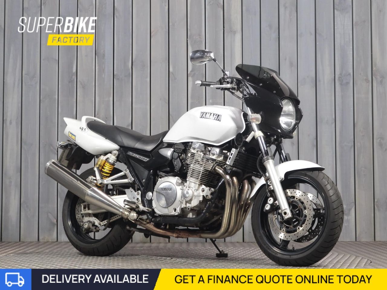 2009 YAMAHA XJR1300 - 15568 miles | Superbike Factory