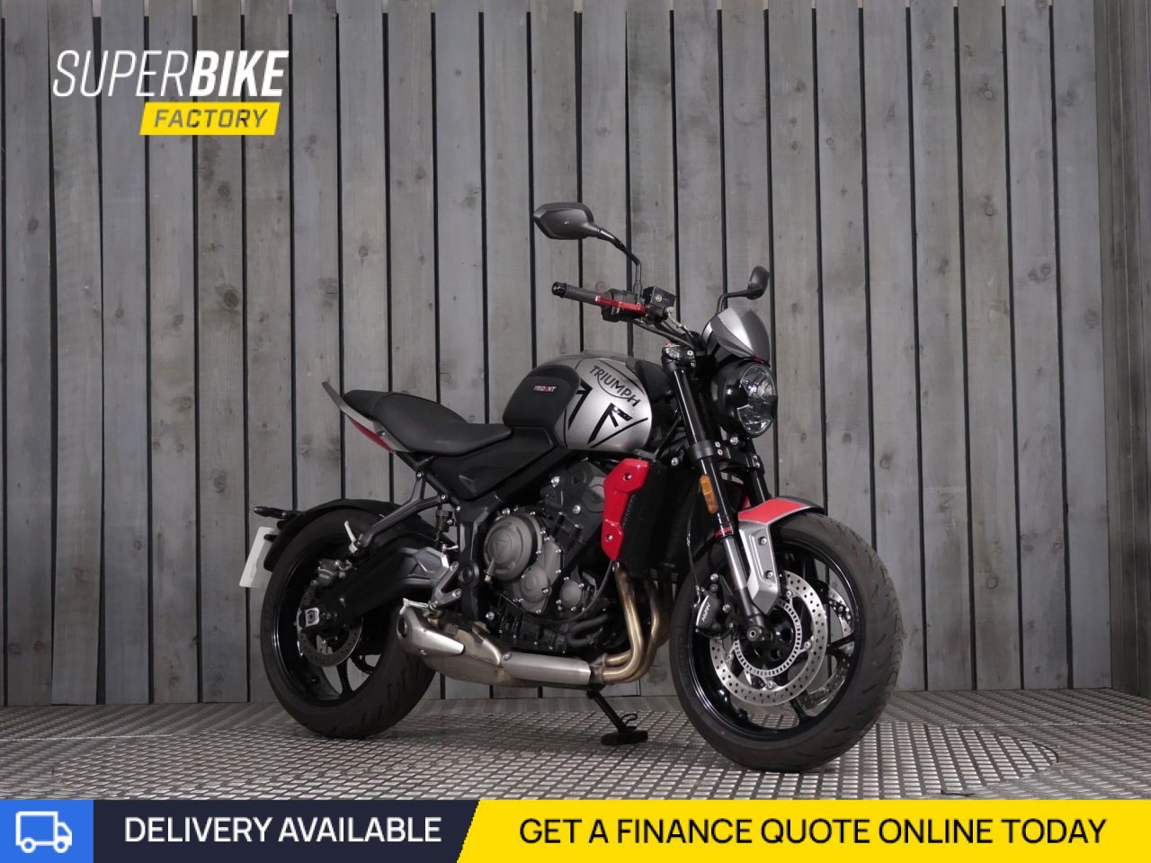 2021 TRIUMPH TRIDENT 660 - 4072 miles | Superbike Factory