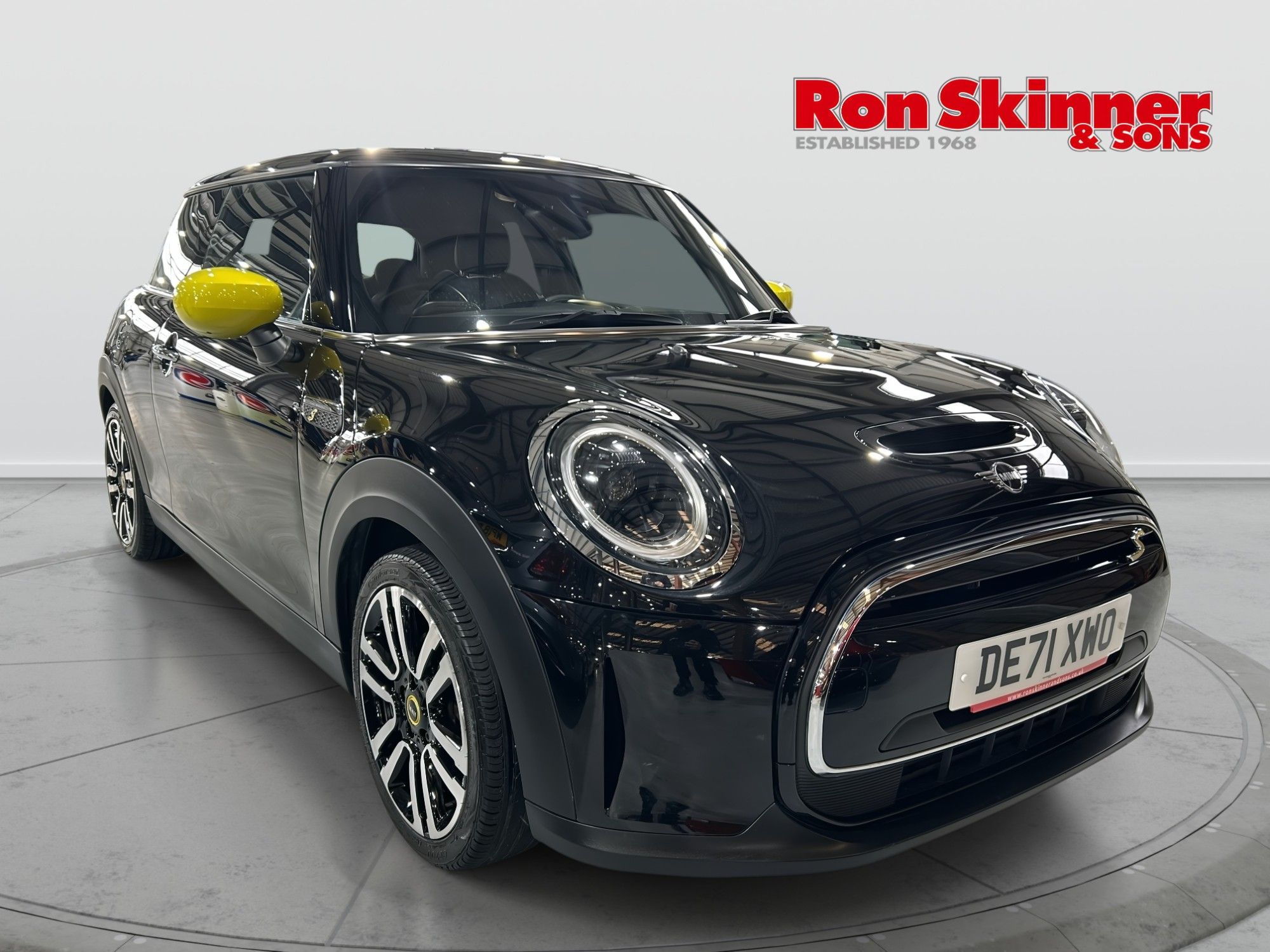 MINI Electric Hatch Cooper SE 32.6kwh Level 2 Hatchback 3dr Electric ...