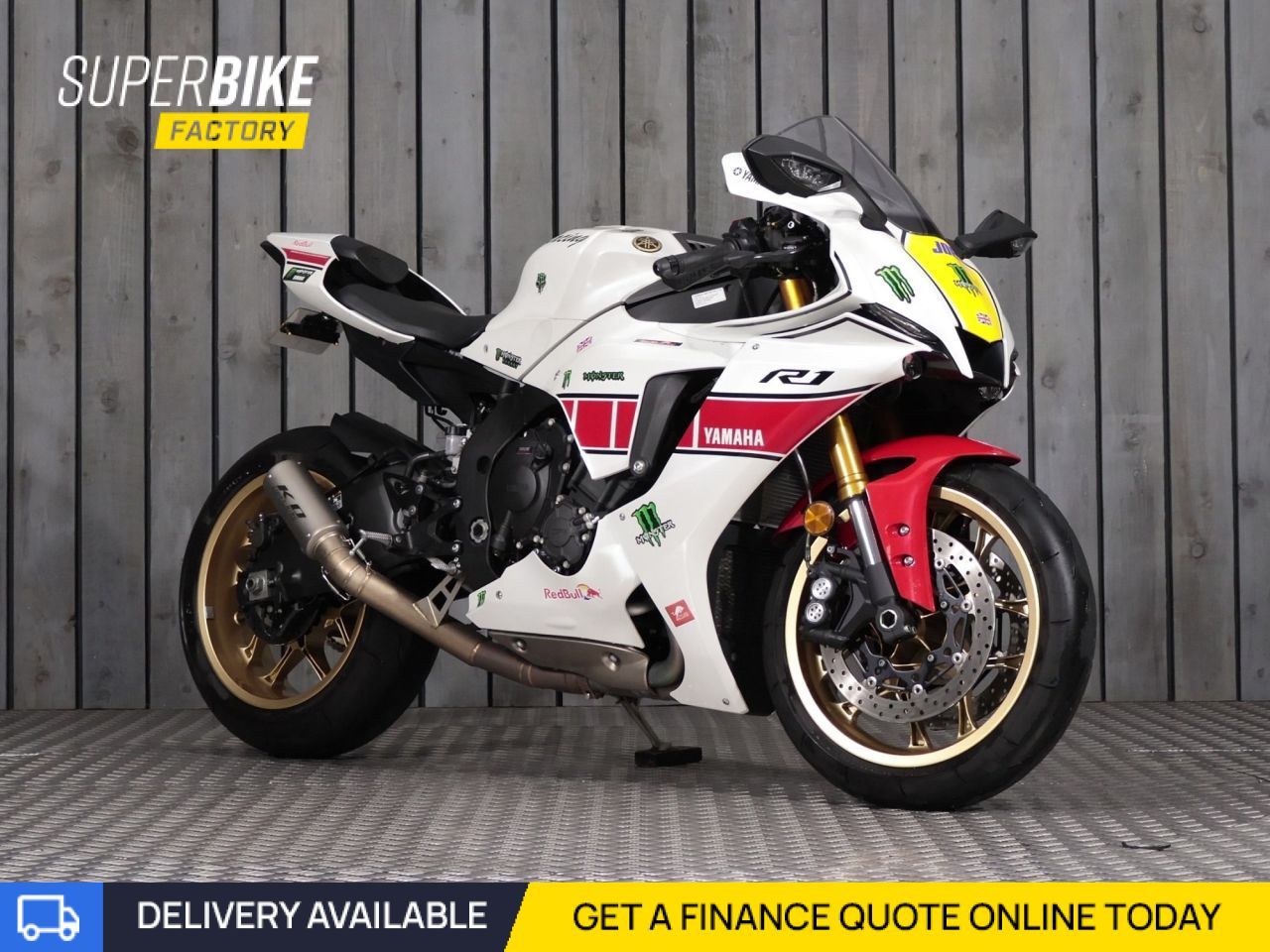 2023 YAMAHA R1 WHITE with 4850 miles - Used Motorbikes Dealer: Cheshire ...