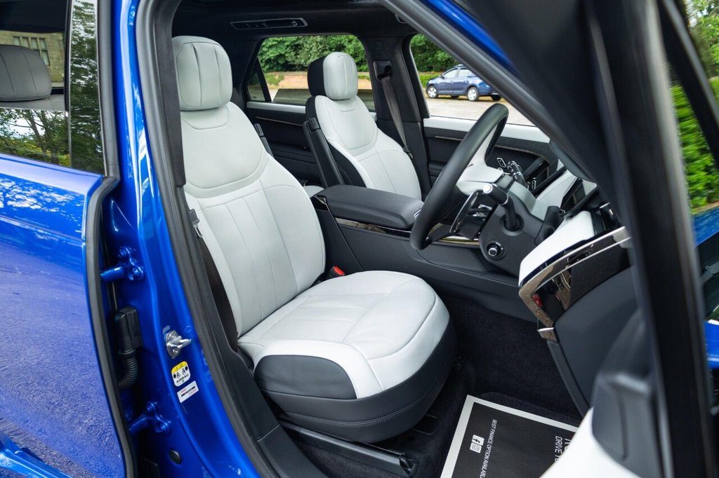 Land Rover Range Rover Sport 3.0 P460e 38.2kwh Autobiography Auto 4WD ...