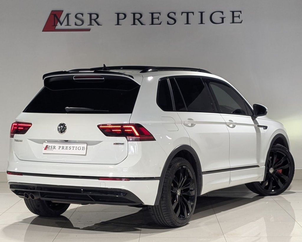 Volkswagen Tiguan 2.0 TDI R-Line Tech Suv 5dr Diesel DSg 4motion Euro 6 ...