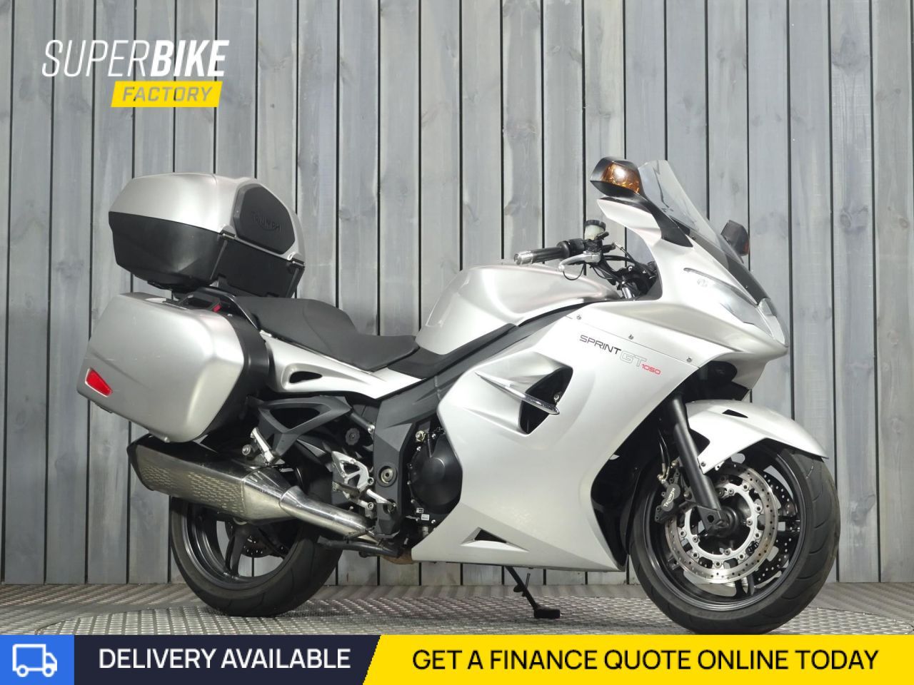 2012 TRIUMPH SPRINT GT 1050 - 19010 miles | Superbike Factory