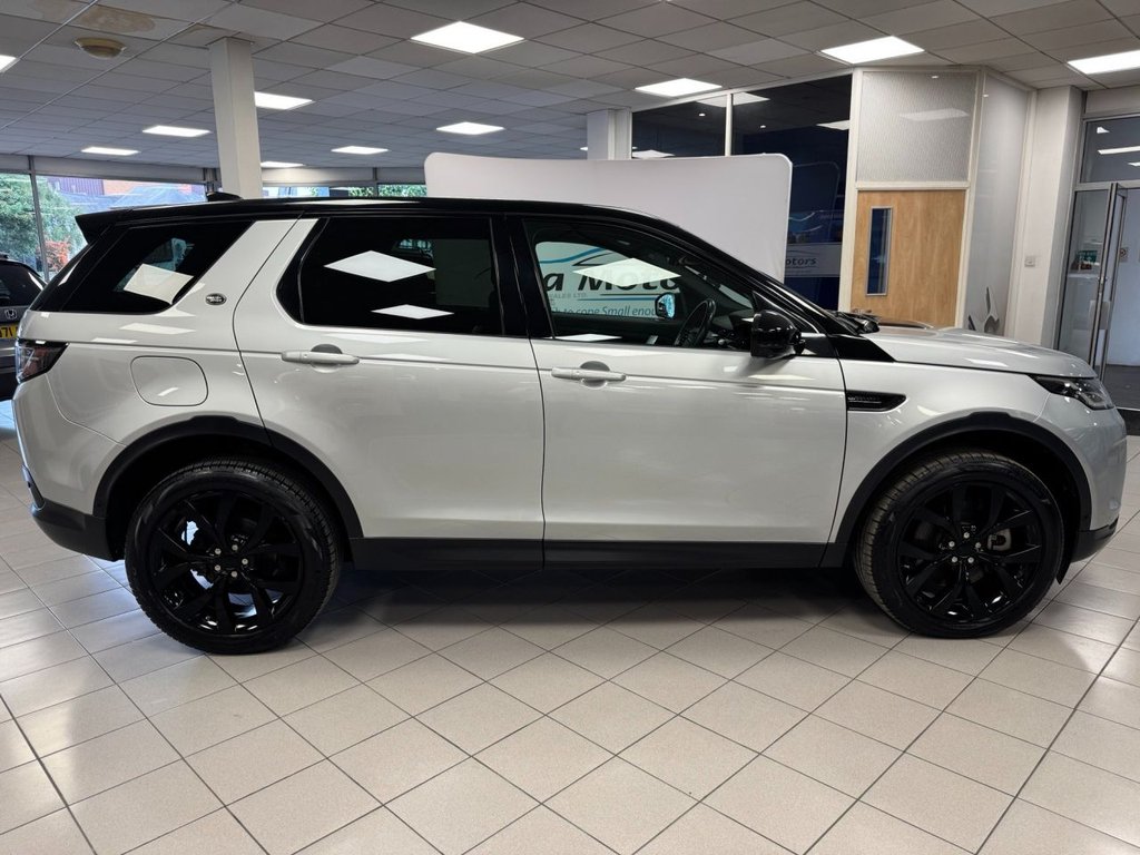 Land Rover Discovery Sport 2.0 D200 Mhev SE Suv 5dr Diesel Auto 4WD ...