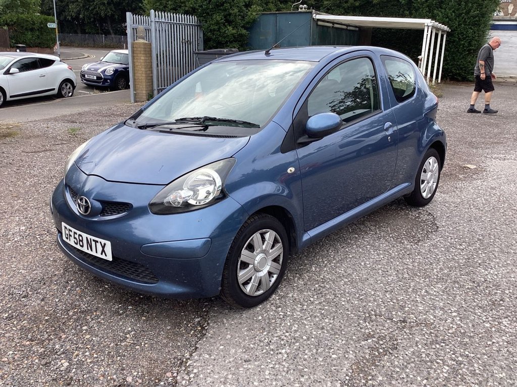 Toyota Aygo 1.0 Vvt-I Blue Hatchback 3dr Petrol Manual Euro 4 (67 BHP)