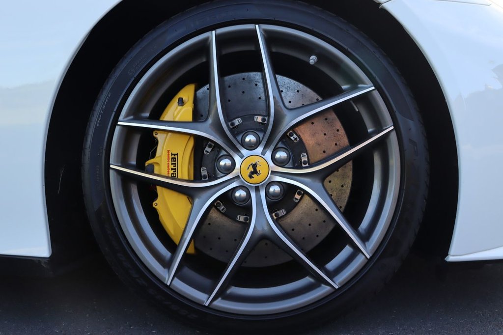 Ferrari F12 Berlinetta 6.3 V12 Coupe 2dr Petrol F1 Dct Euro 5 (s/S ...