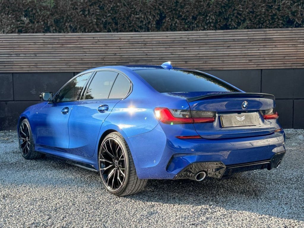 BMW 3 Series 2.0 330e 12kwh M Sport Saloon 4dr Petrol Plug-In Hybrid ...
