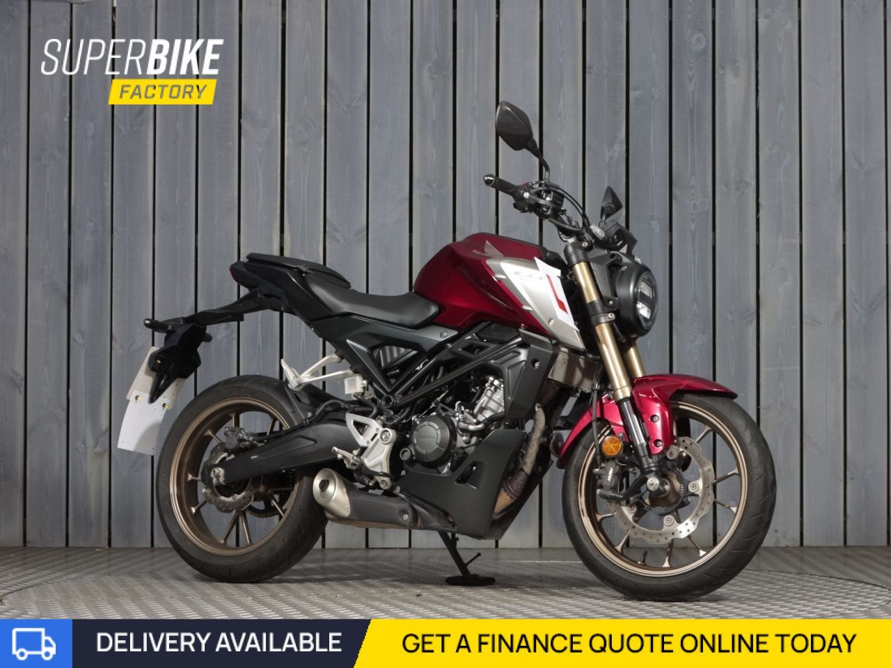 2021 HONDA CB125R - 3500 miles | Superbike Factory