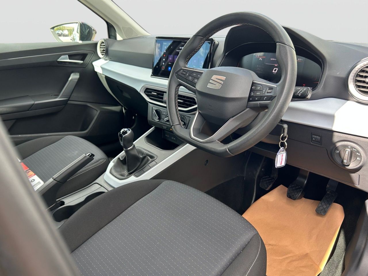 2025 74 SEAT ARONA 1.0 TSI EVO SE Technology SUV 5dr Petrol Manual Euro ...