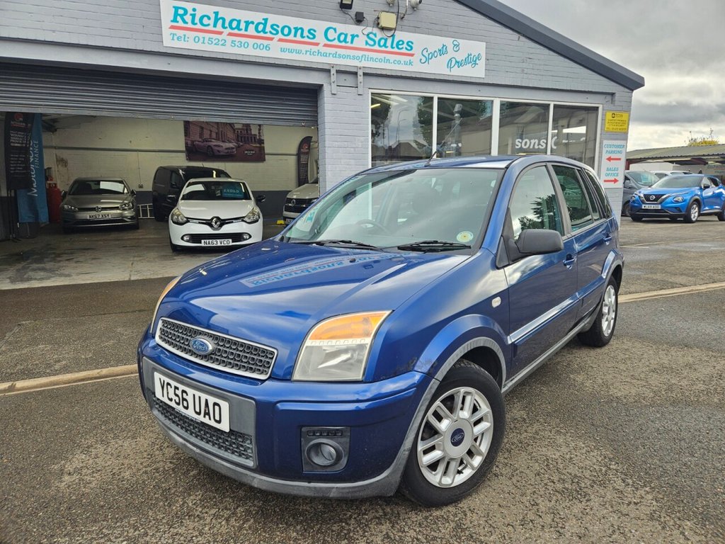 Ford Fusion 1.4 Zetec Climate Hatchback 5dr Petrol Manual (154 G/Km, 79 ...