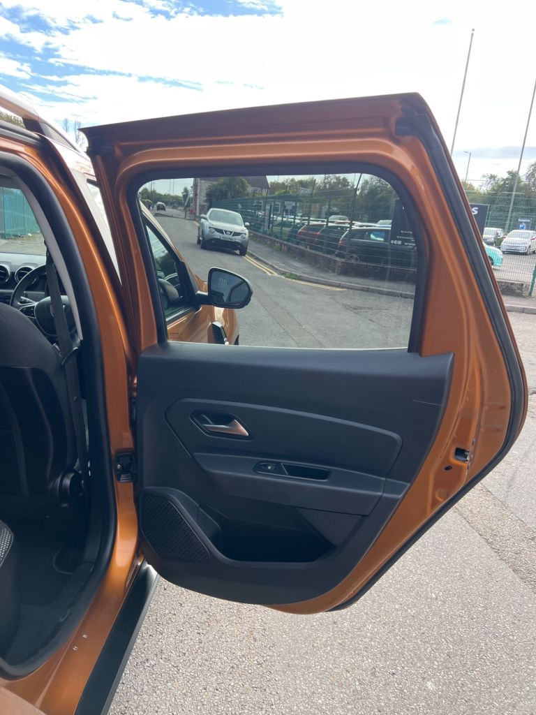 2018 68 DACIA DUSTER 1.6 SCe Prestige SUV 5dr Petrol Manual Euro 6 (s/s ...