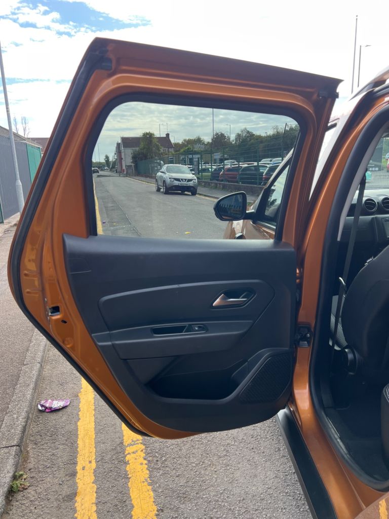 2018 68 DACIA DUSTER 1.6 SCe Prestige SUV 5dr Petrol Manual Euro 6 (s/s ...